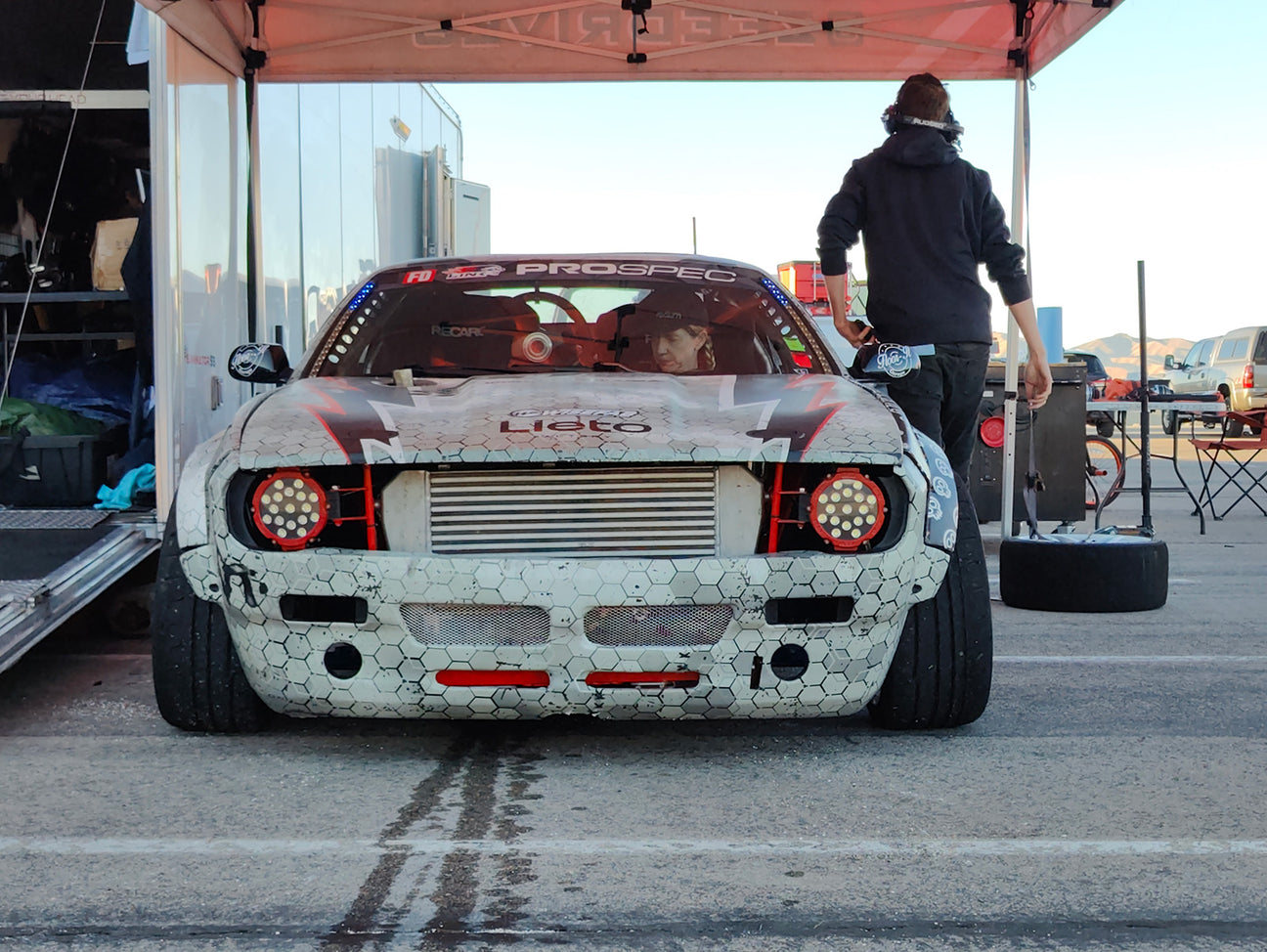 Hang Tight - Racer Tested. Builder Approved.